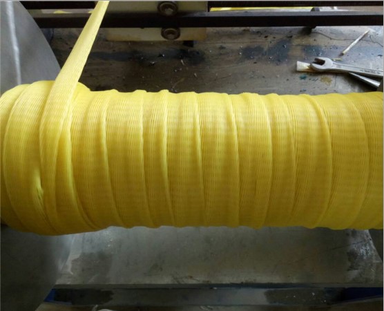 Mesh Net Protective Plastic Mesh Sleeve , Tubular Netting Sleeves Easy ...