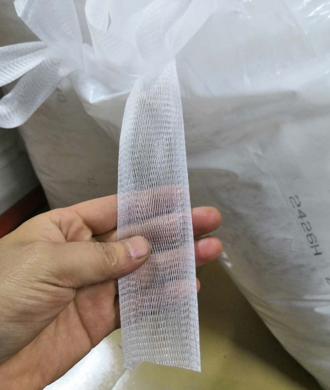 Transparent PE Mesh Protective Netting Sleeve 4CM 90 Mesh Reusable For ...